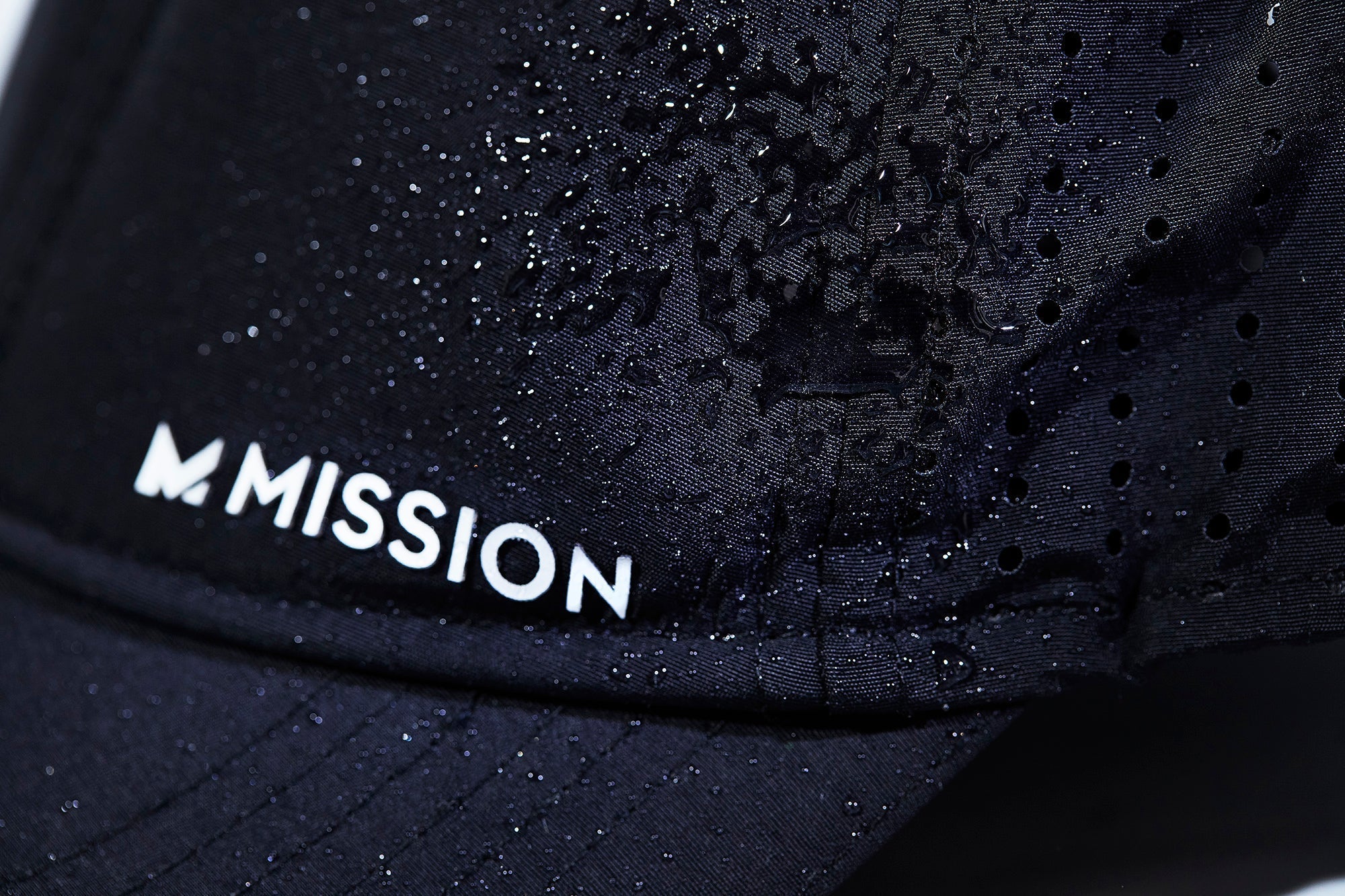 Best Fabrics to Keep You Cool: How to Reactivate Cooling Clothing – MISSION